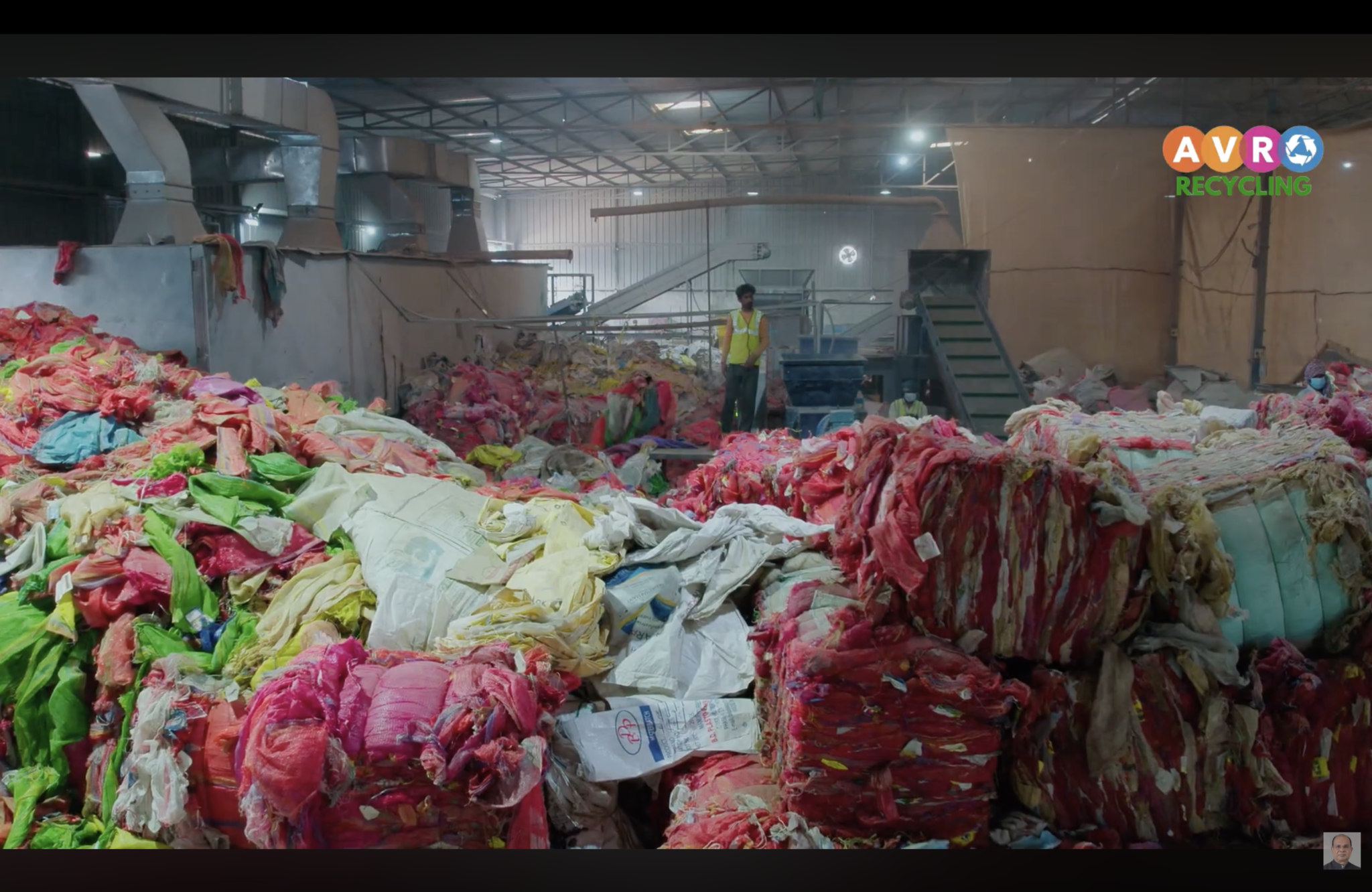 avrorecycling.com
